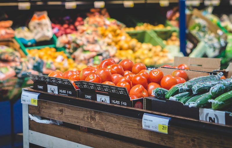 Competencia perfecta | Qué es, características, supuestos, ventajas ...