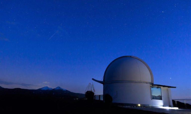 Astrofísica | Qué es, qué estudia, historia, conceptos, ejemplos, libros