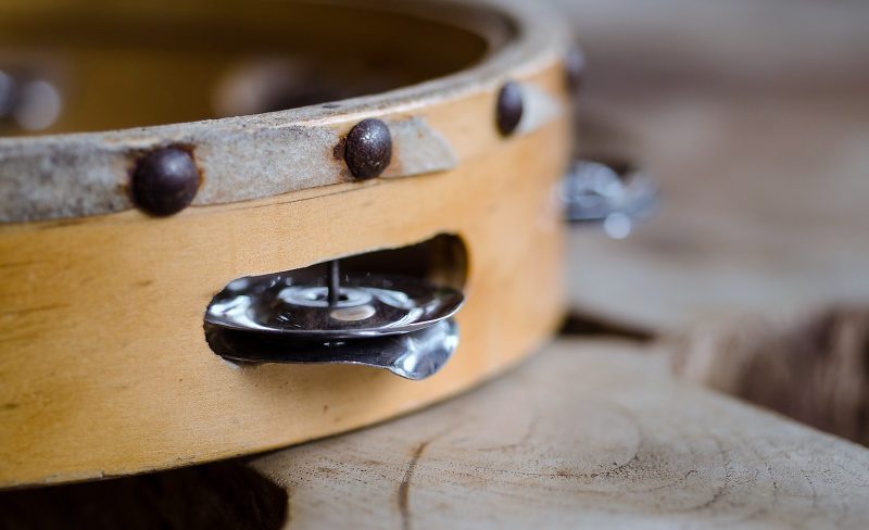 Pandereta | Qué es, características, historia, tipos, para qué sirve ...