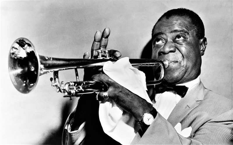 Trompeta | Qué es, características, historia, tipos, partes, para qué sirve