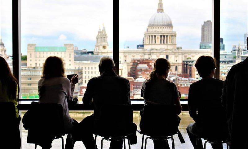 Normas sociales | Qué son, definición, características, origen, para ...