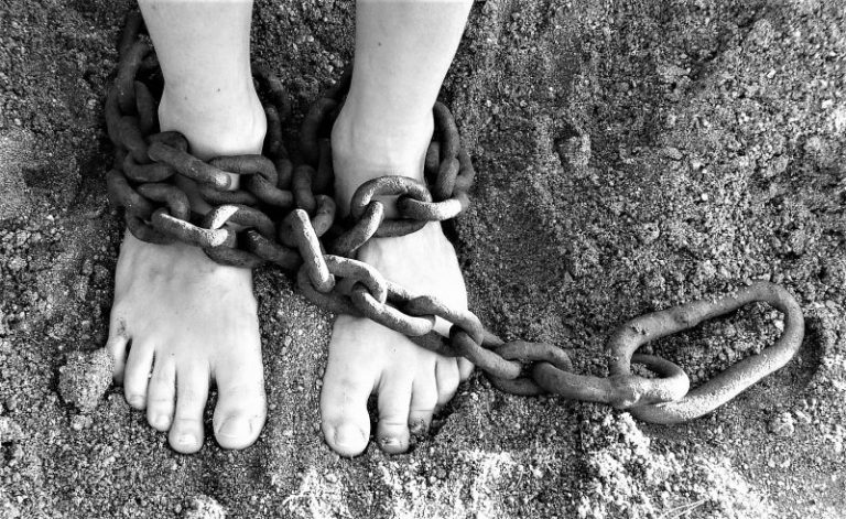 Esclavitud | Qué es, características, origen, causas, consecuencias, tipos