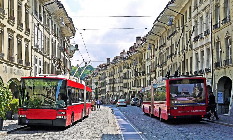 Trolebús | Qué es, características, partes, cómo funciona, para qué sirve