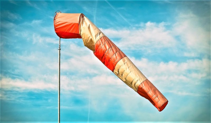 Viento | Qué es, características, formación, causas, efectos, usos ...