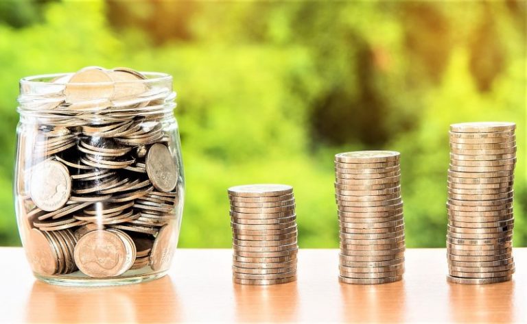 Bienes suntuarios | Qué son, características, impuestos, ejemplos ...