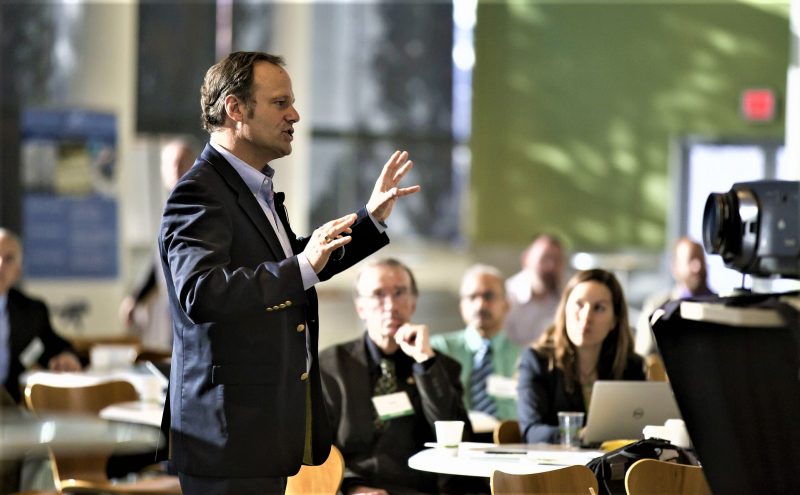 Expresión oral | Qué es, características, para qué sirve, elementos ...