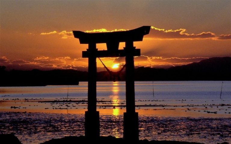Shinto | What is, history, characteristics, symbol, gods, rites, books ...