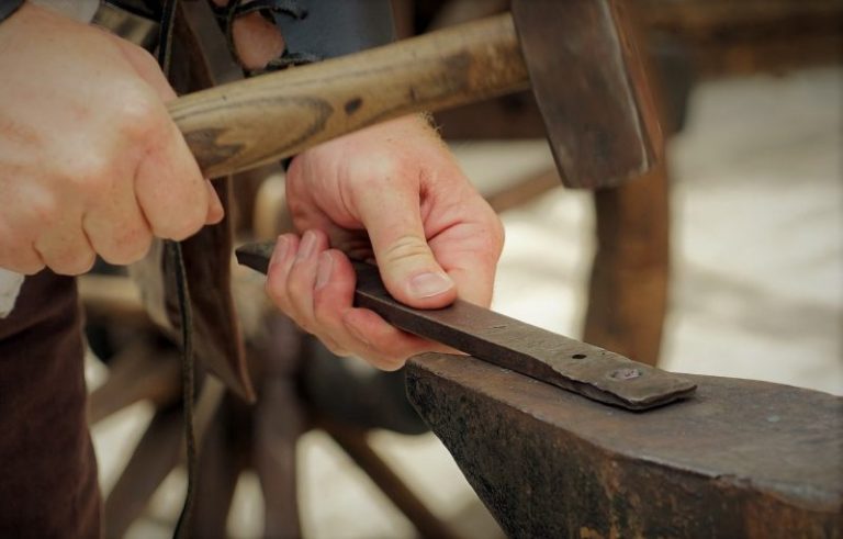 Metal age | What is, characteristics, stages, man, tools, art, economy ...