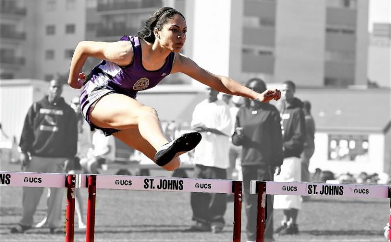 Hurdle race | What is, characteristics, history, technique, phases ...