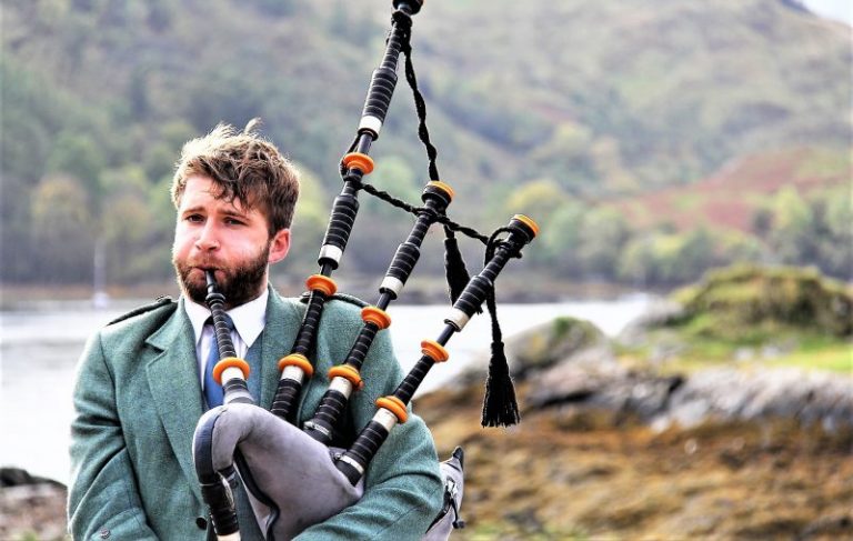 Gaita | Qué es, características, partes, tipos, historia, cómo se toca