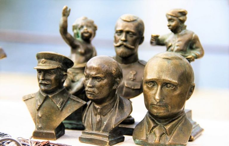 Totalitarismo | Qué es, características, tipos, causas, historia ...