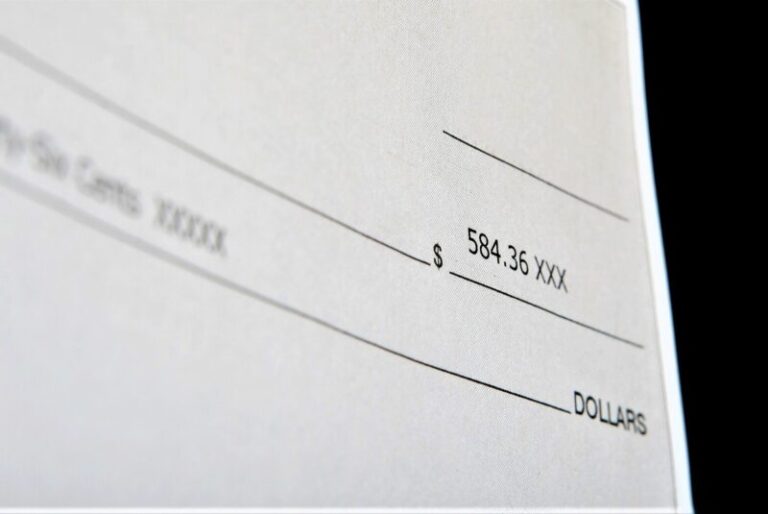 Cheque cruzado | Qué es, características, para qué sirve, cómo se cobra