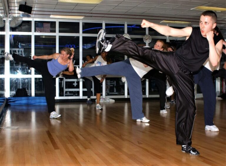 Kickboxing | Qué es, características, historia, técnicas, para qué sirve