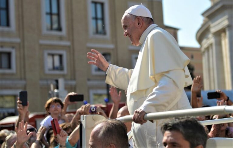 Papa | Qué es, características, origen, historia, cómo se elige ...